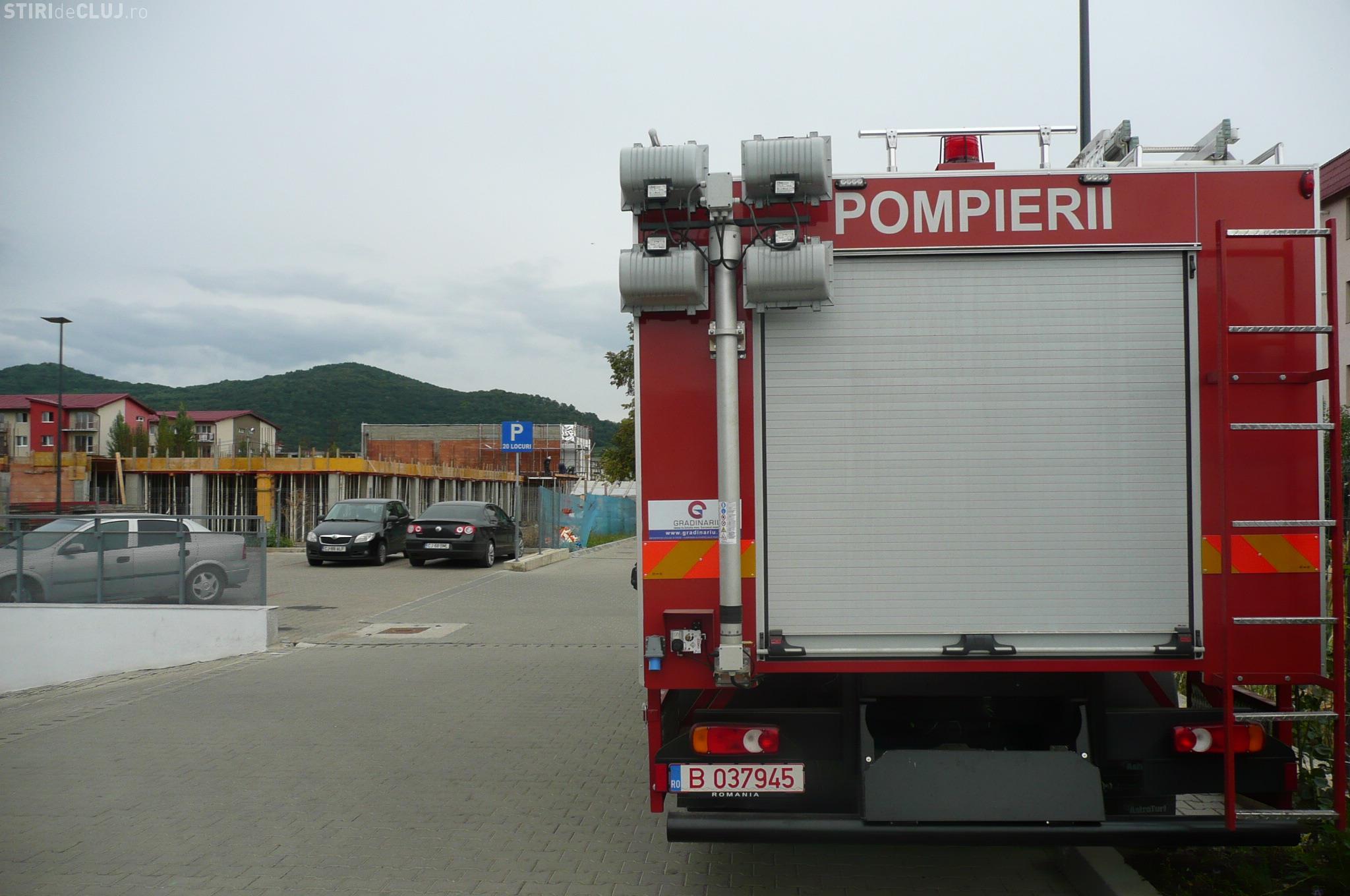 Comuna Floresti a primit o autospecială de pompieri și un microbuz ...