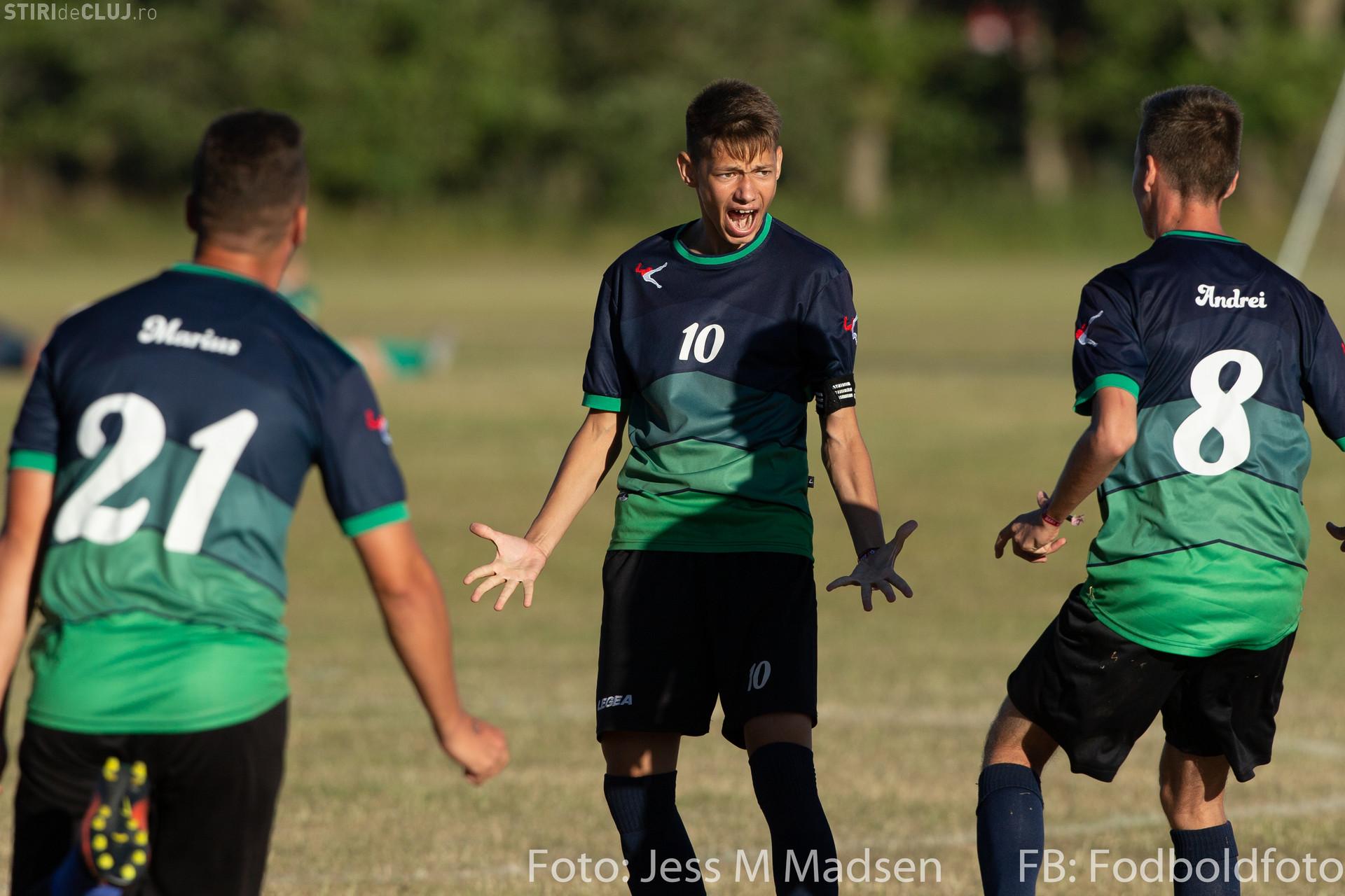 Fotbaliștii de la Sporting Cluj-Napoca au reprezentat cu brio România ...