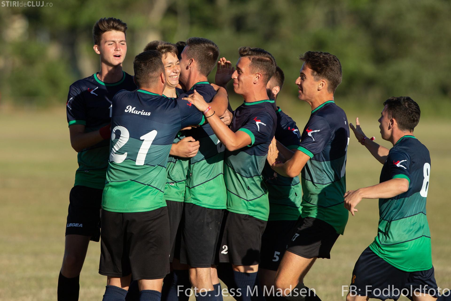 Fotbaliștii de la Sporting Cluj-Napoca au reprezentat cu brio România ...