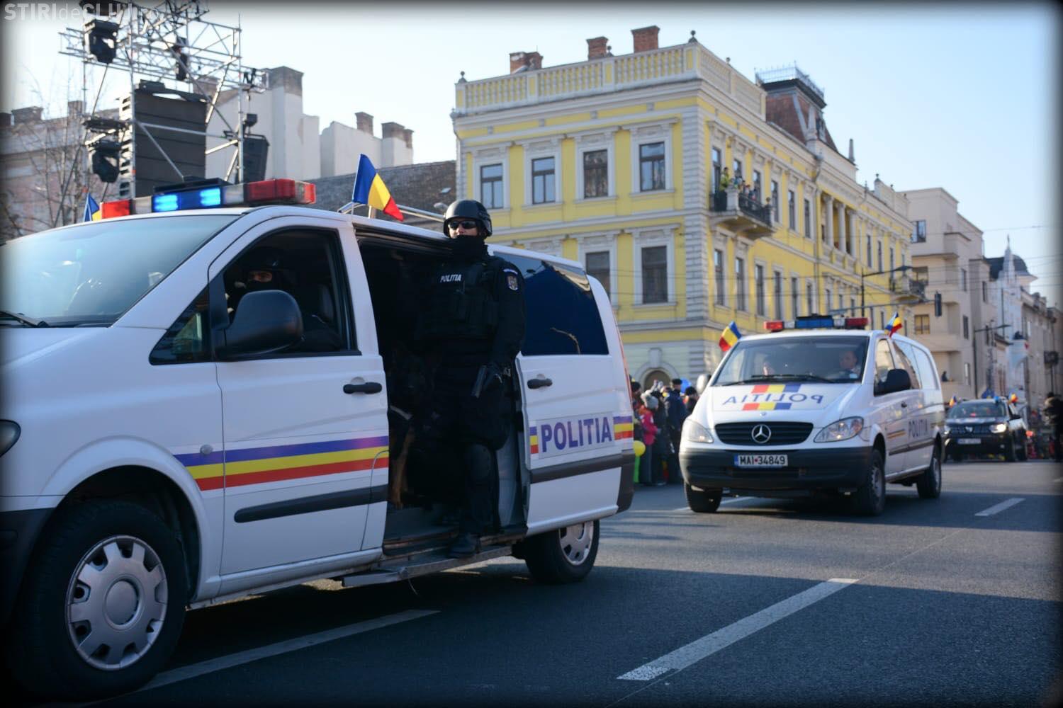 IPJ Cluj urează LA MULŢI ANI, TUTUROR ROMÂNILOR! - FOTO - Ştiri de Cluj