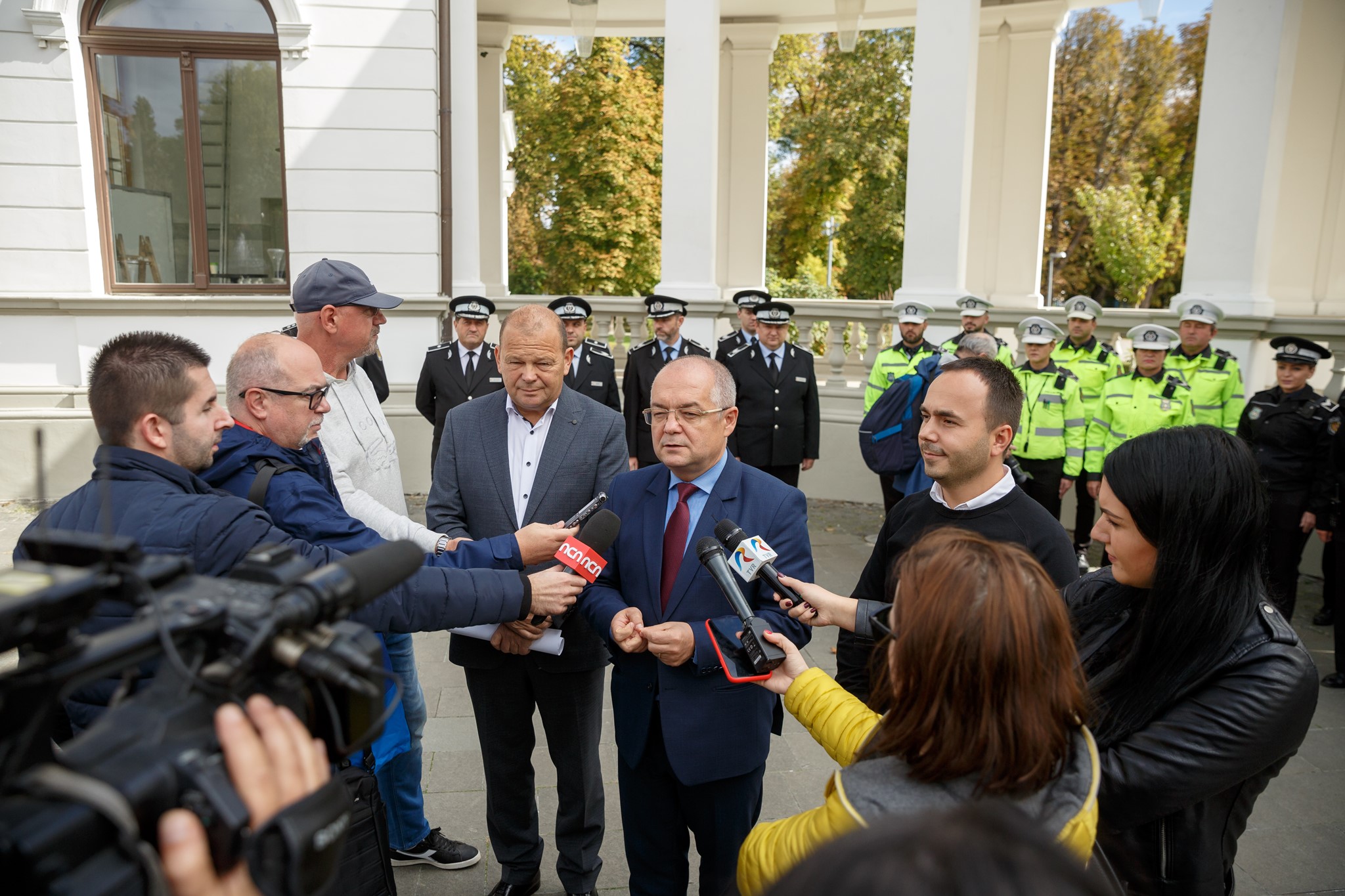 Polițiștii locali și cei de la IPJ Cluj vă vor filma când vă amendează ...