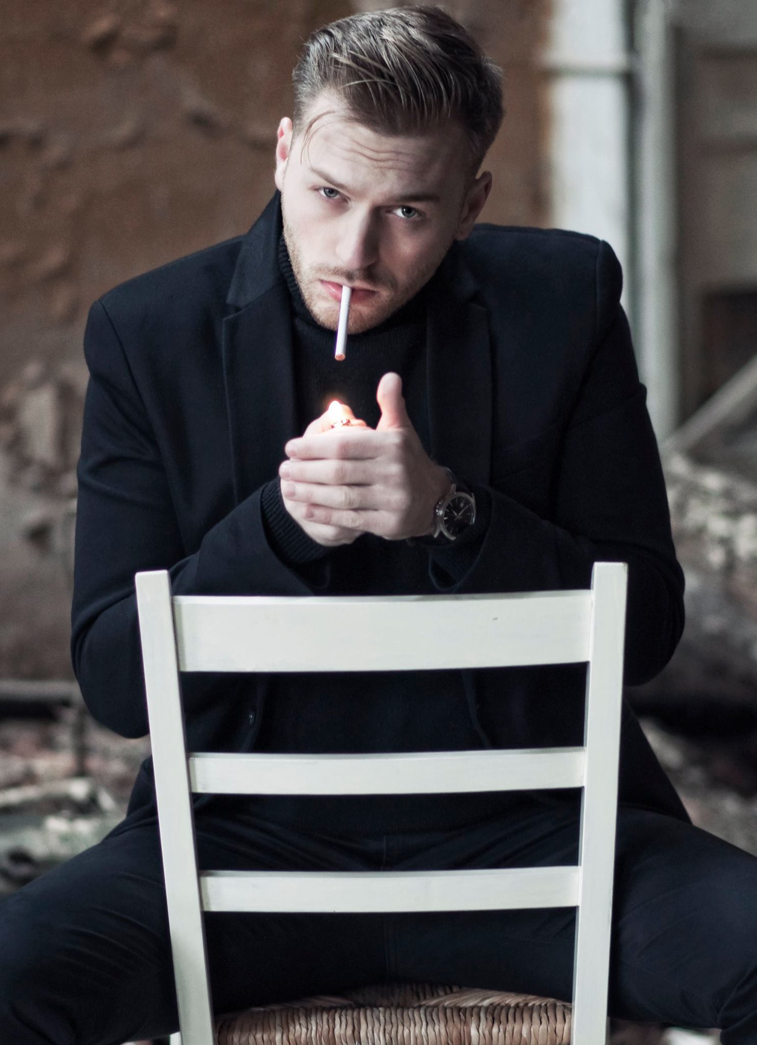 Un fotomodel a fost pus șef la Apele Române filiala Cluj. Valentin ...