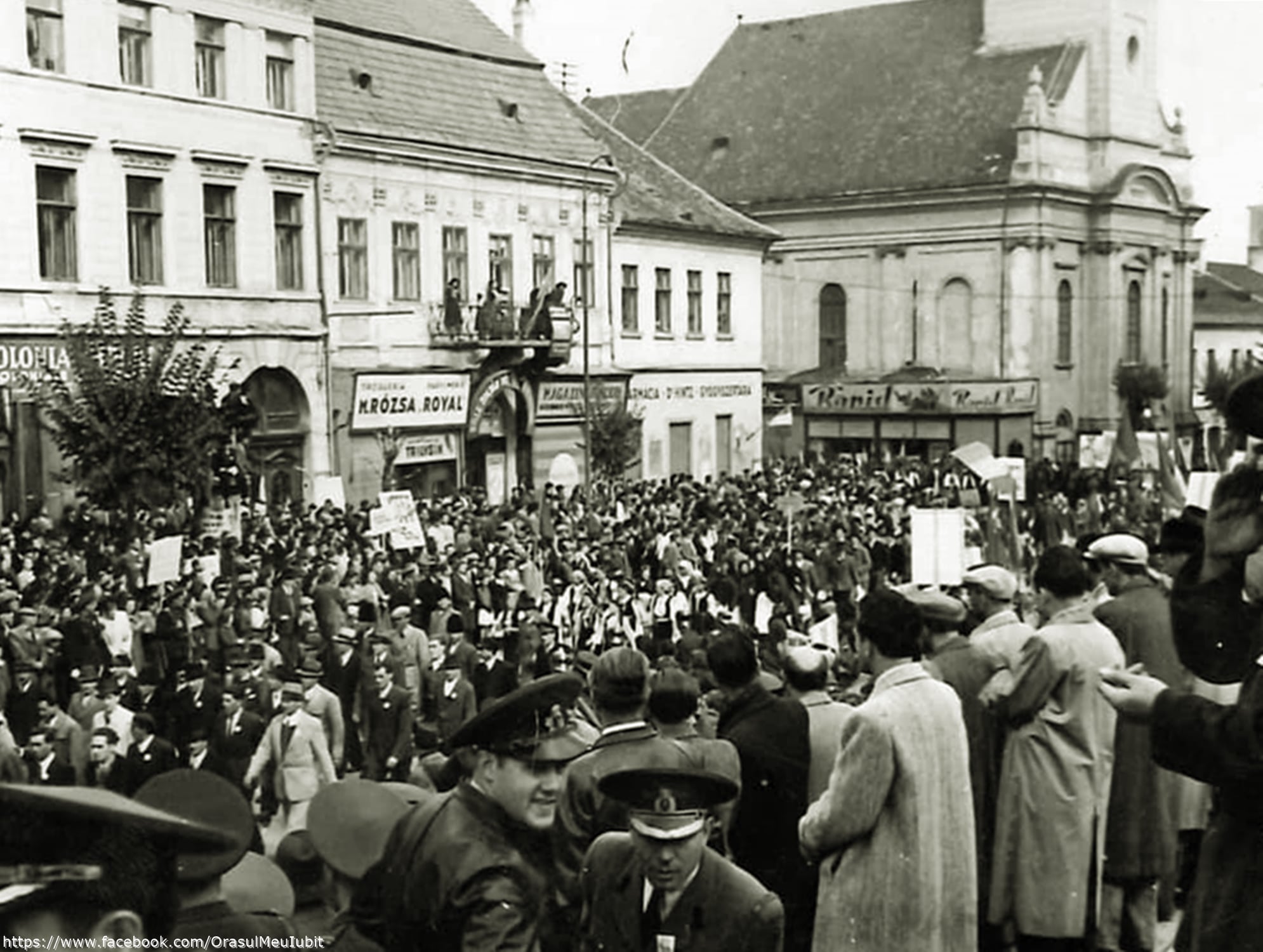 Vizita Regelui Mihai la Cluj - FOTO rare. Îl așteptau și liderii ...
