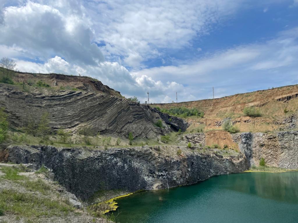 Minunile naturii de la Complexul Racoș - Brașov: Lacul de Smarald ...