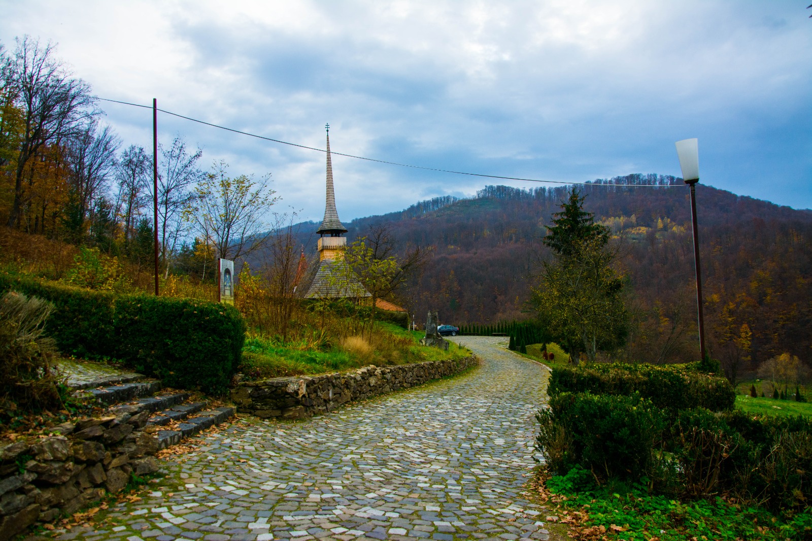 Castelul Goga de la Ciucea, fructul frumoasei prietenii româno-maghiare ...
