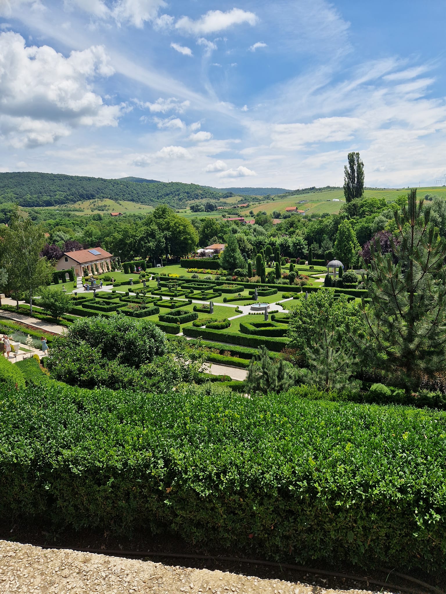 Incursiune la Giardini di Zoe! Unde se află cea mai frumoasă grădină de ...