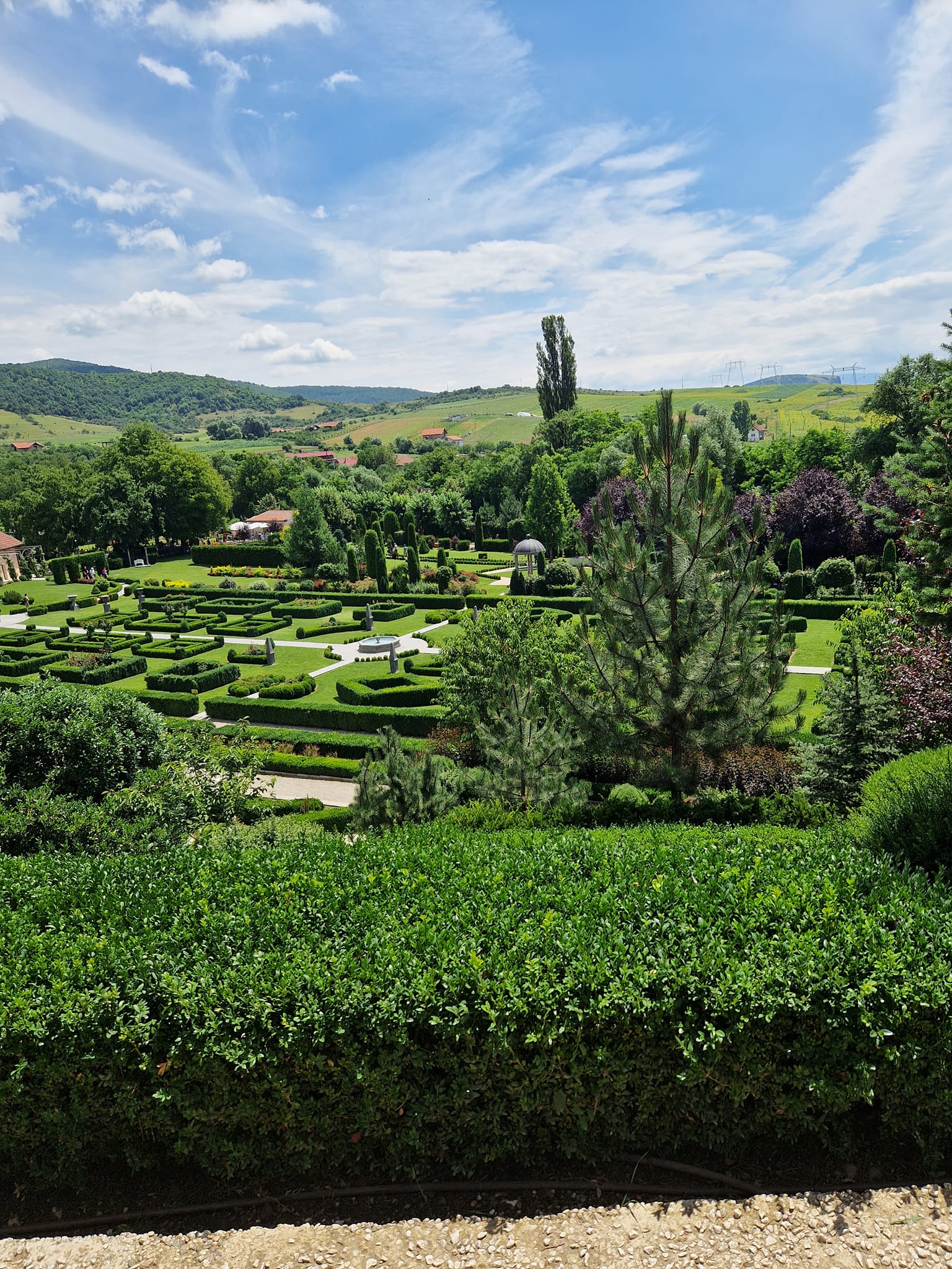 Incursiune la Giardini di Zoe! Unde se află cea mai frumoasă grădină de ...