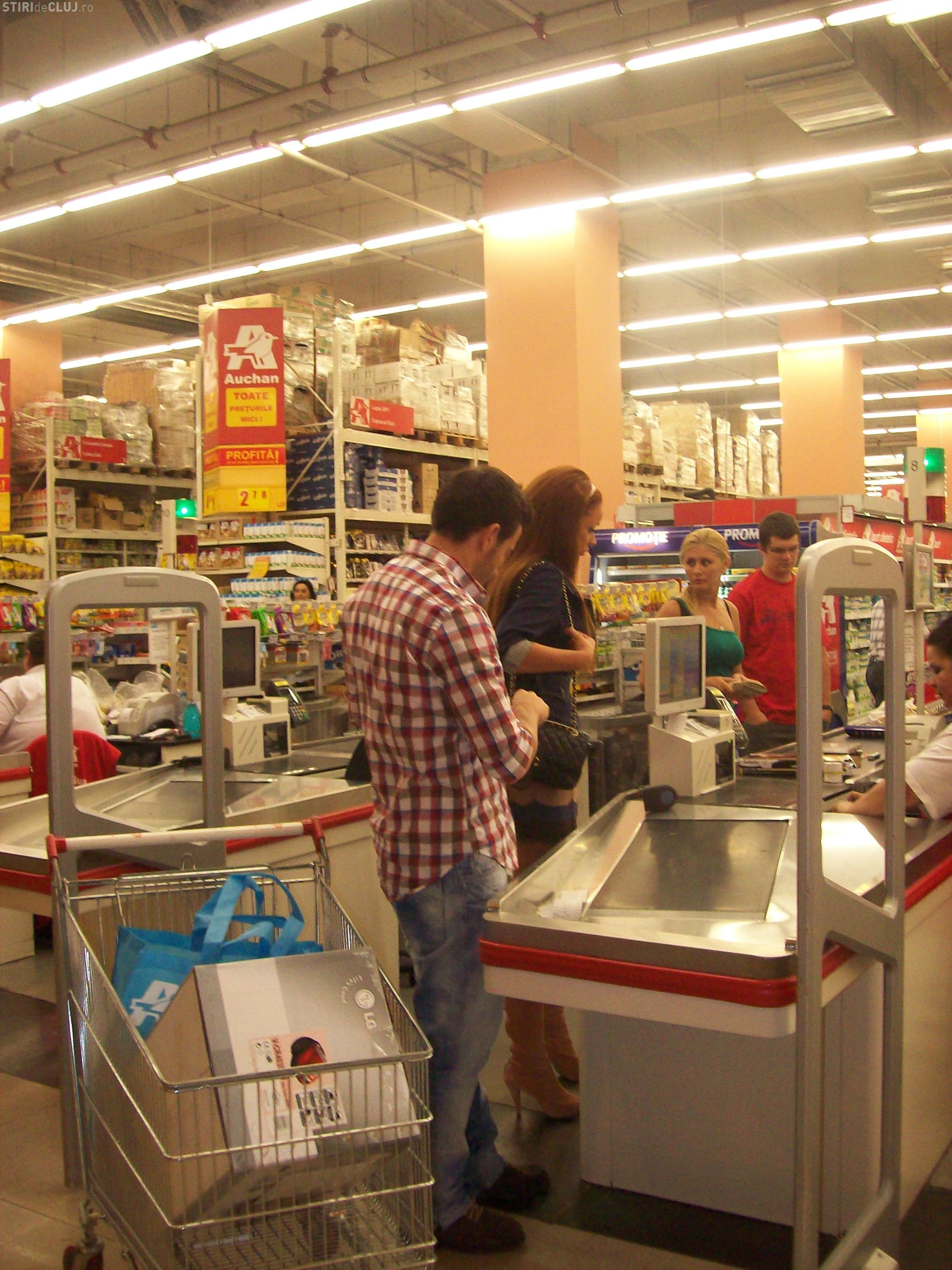 "Printul" Cristea si Bianca Dragusanu, la cumparaturi intr-un ...