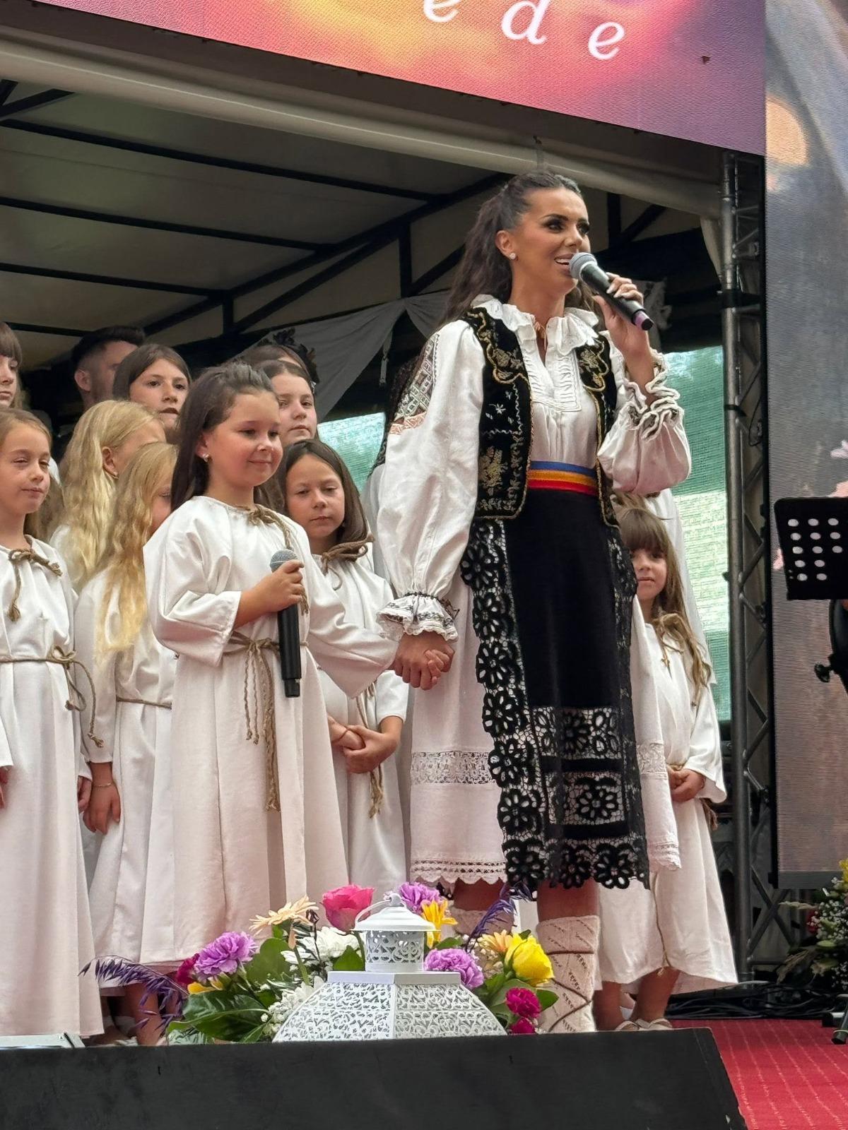Clujul își susține mica vedetă! Ilinca Botcă, super-starul de doar 9 ...