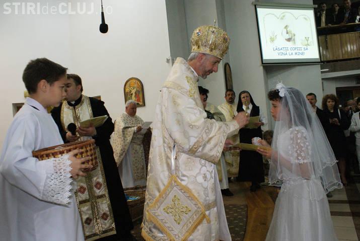 Prima impartasanie pentru 45 de copii greco-catolici din Cluj FOTO ...