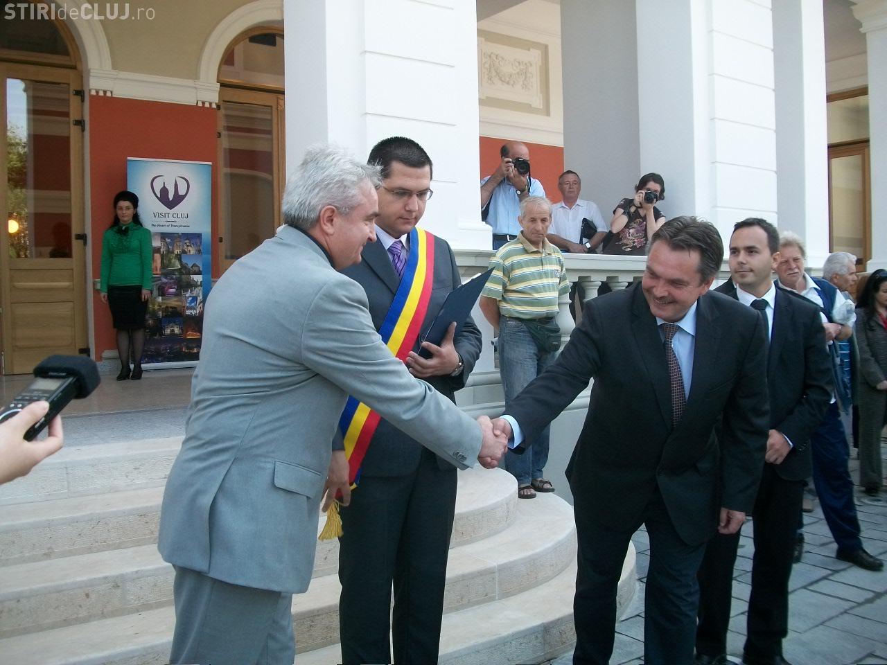 Boc, amintiri la Cazino: "Aici au fost vremurile studentiei" - Ştiri de ...