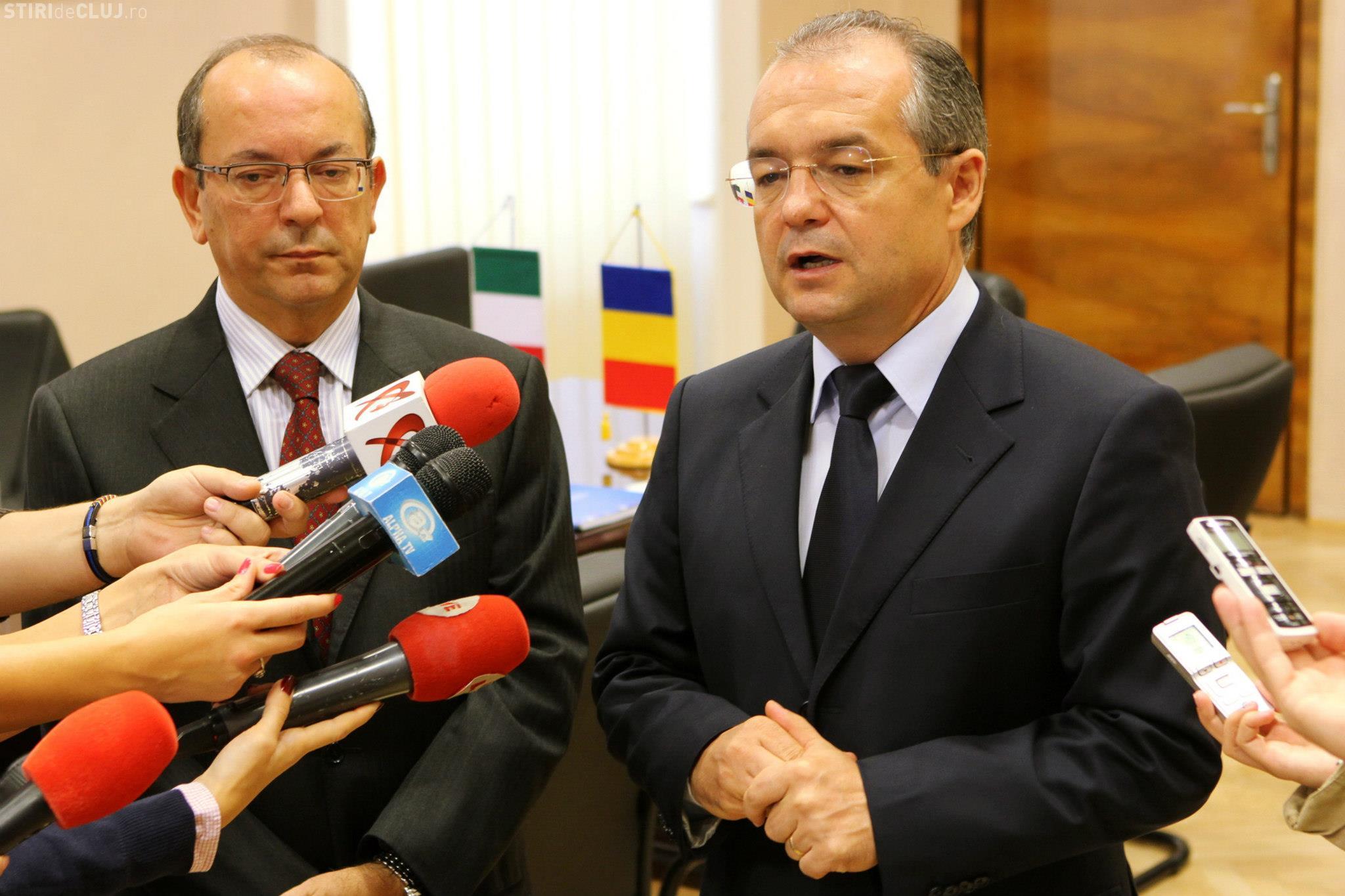 Emil Boc s-a întâlnit cu Ambasadorul Italiei, Mario Cospito - FOTO ...