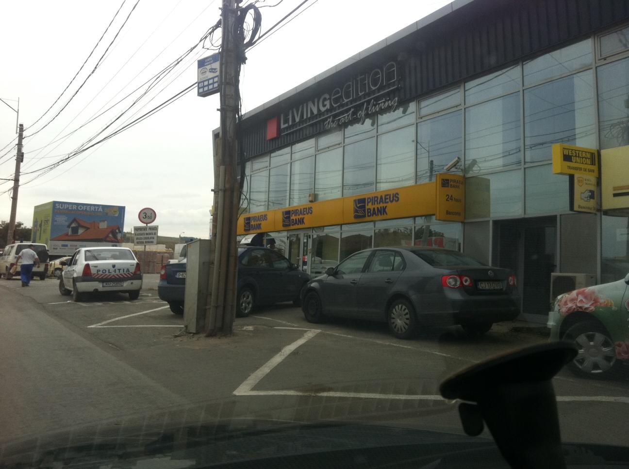 Bancomatul Piraeus Bank de la Ambient, SPART de hoți - FOTO EXCLUSIV ...