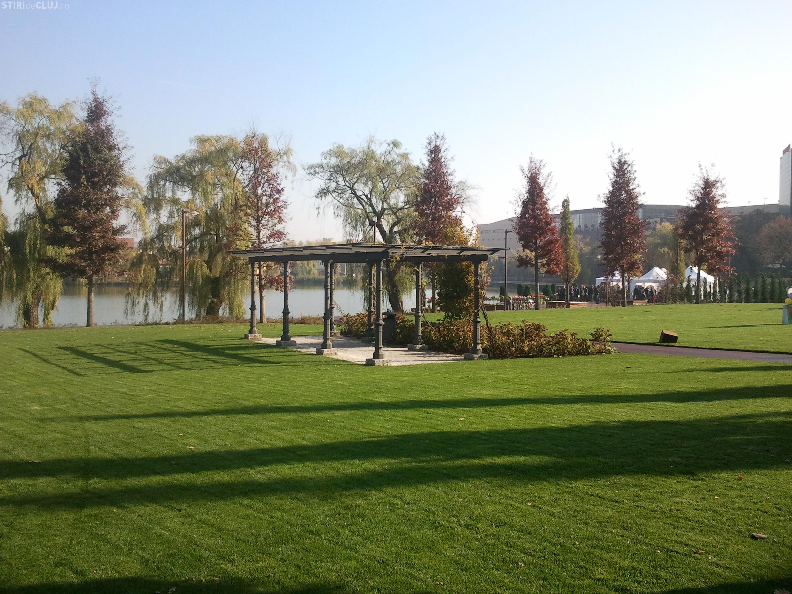 Parcul de lângă lacul Gheorgheni din Cluj a fost inaugurat. Vezi în ...