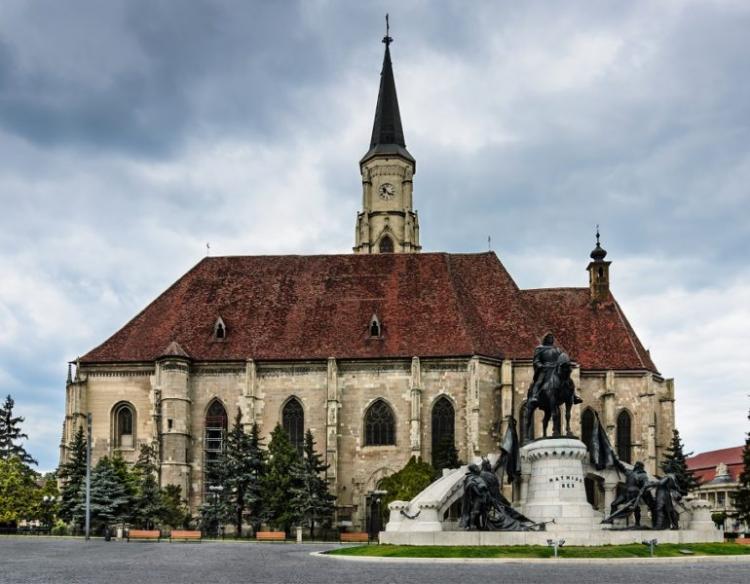 Ce nu știai despre Biserica Sfântul Mihail din Cluj-Napoca - FOTO ...