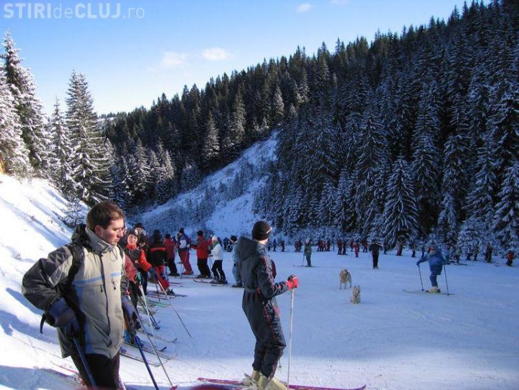 Oficial este deschis sezonul de schi la pârtia de la Buscat - FOTO ...