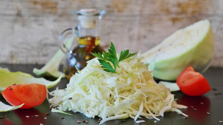 Ai arsuri la stomac? Varza este pansament gastric natural - Ştiri de Cluj