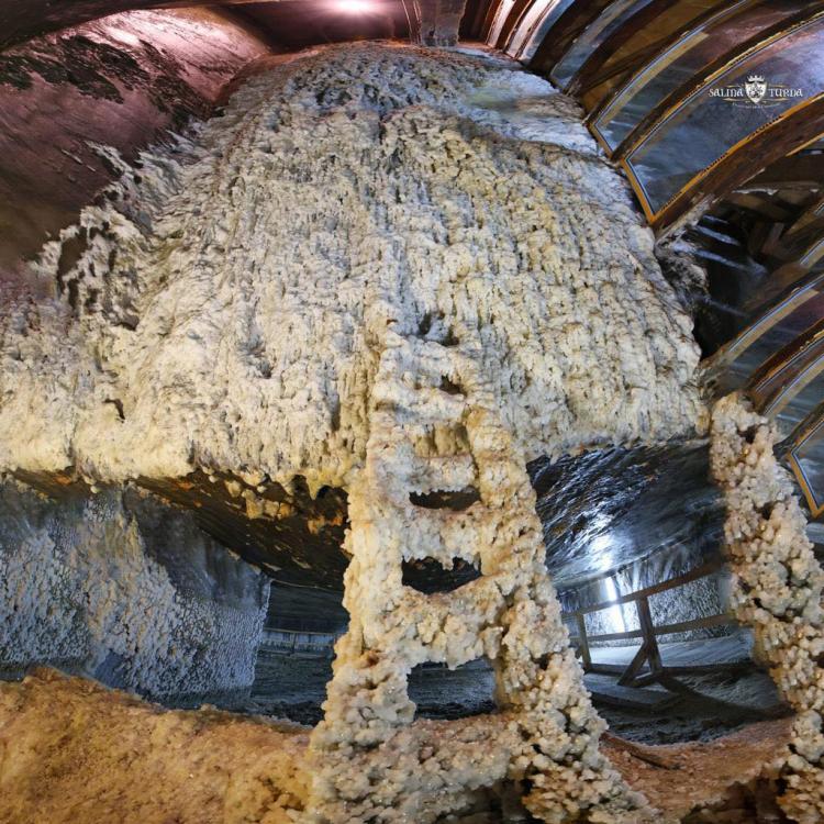 Mina Ghizela de la Salina Turda, o adevărată perlă din adâncuri ce ...