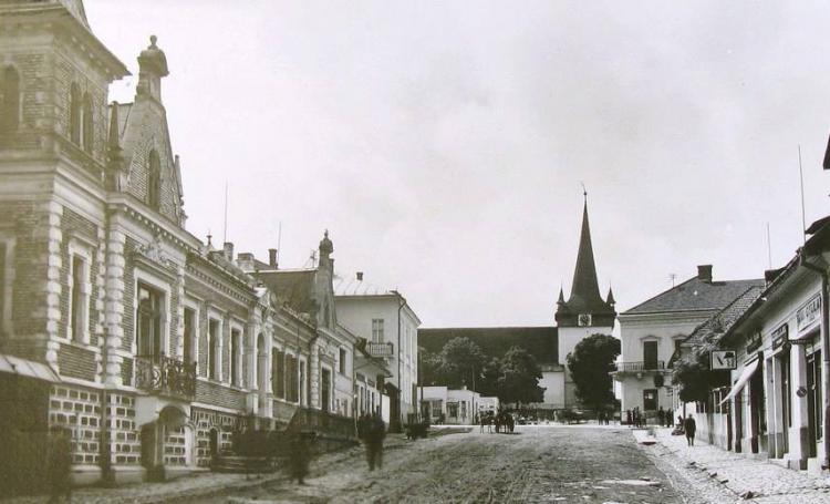 Imagini vechi din Huedin! Orașul a fost fermecător la un moment dat în ...
