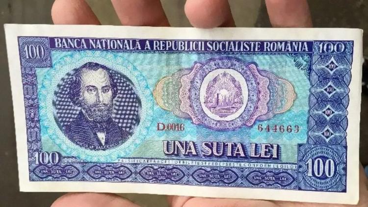 Cu cât se vinde acum o bancnotă de 100 de lei cu chipul lui Bălcescu - Ştiri de Cluj