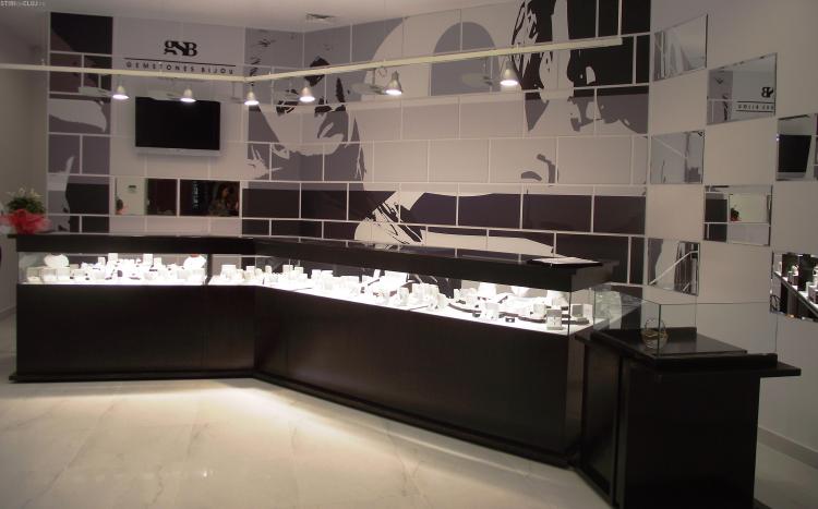 Magazin nou de bijuterii in Iulius Mall Cluj, deschis din 1 august ...